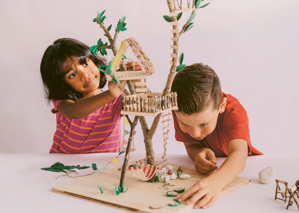 DIY Kids Craft: Mini Treehouse // Lunch Lady Magazine - Hello Lunch Lady